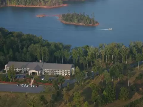 Lake Chatuge Lodge, Hiawassee, eventseeker